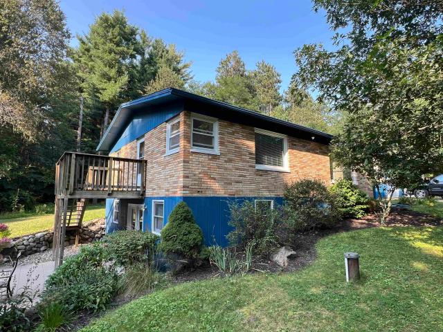 N1845 William Dr, Waupaca, WI 54981 | MLS #50311 | Compass