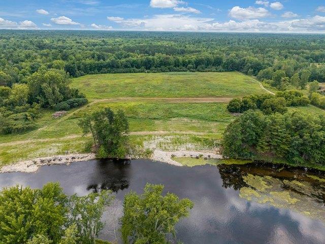 N1846 Harbor Rd, Peshtigo, WI 54157