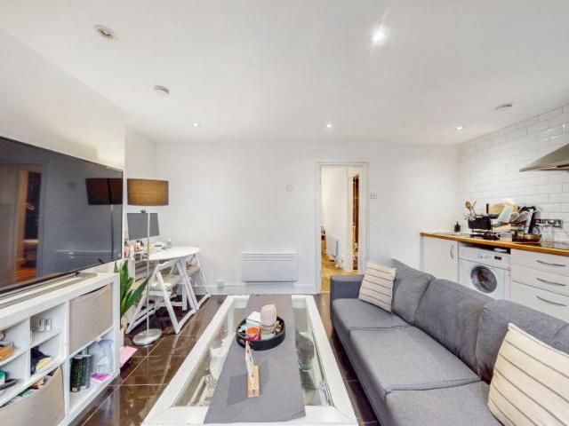 N1 1 bed flat to rent £1,842 pcm £425 pw