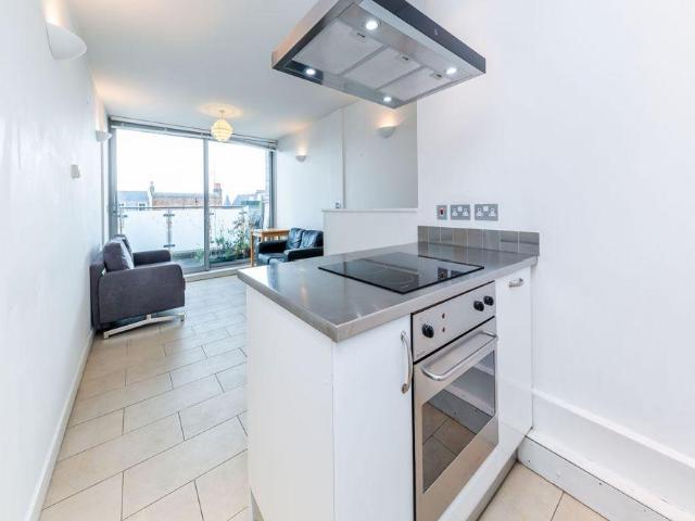 N1 1 bed flat to rent £2,080 pcm £480 pw