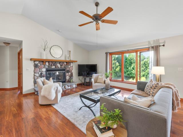 N26W27080 Prospect Ave