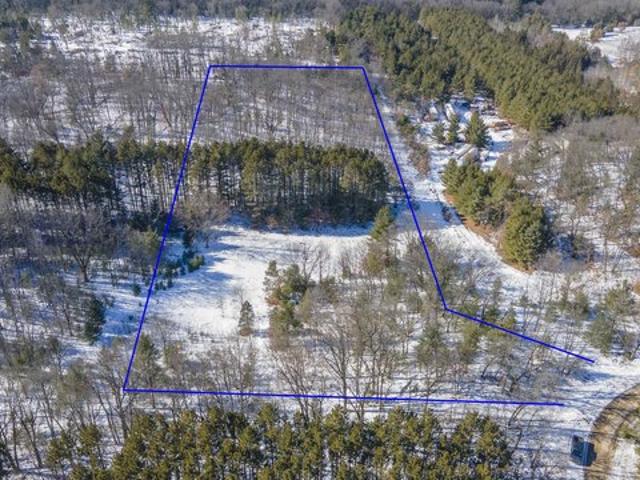 N3011 11th Dr, Wautoma, WI 54982