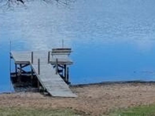 N3128 Silver Lake Dr, Farmington, WI 54981
