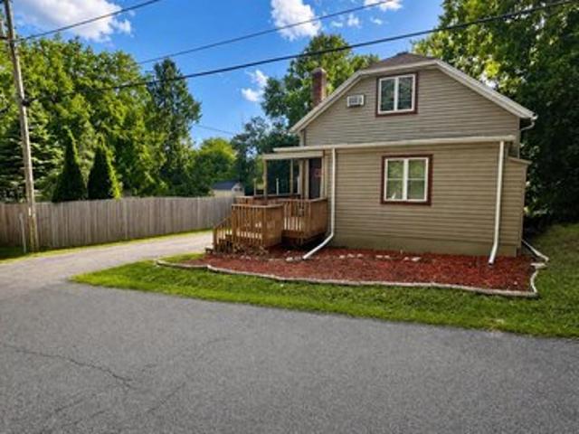 N3217 Mistle Rd, Geneva, WI 53147