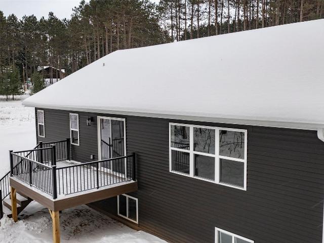 N3405 Covered Bridge Rd, Waupaca, WI