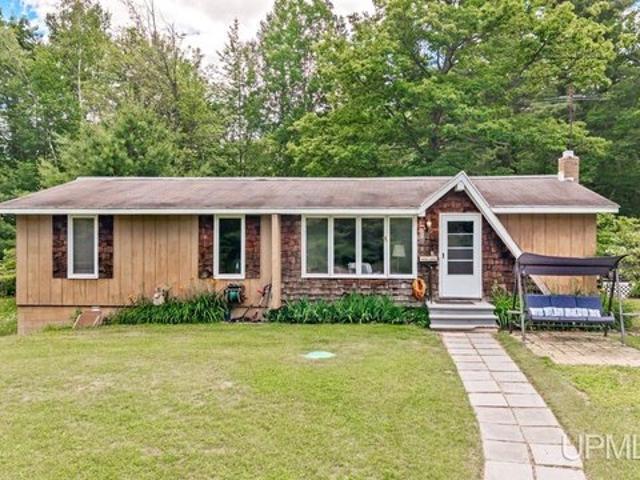 N3975 US 2 Hwy, Iron Mountain, MI 49801