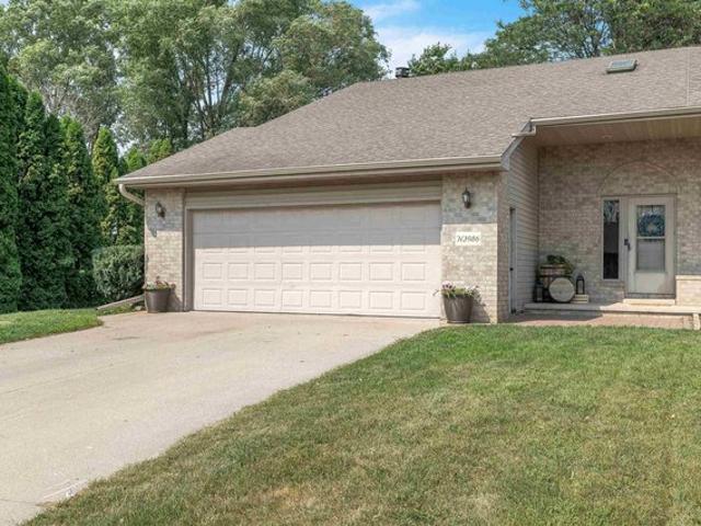 N3986 Shamrock Cir, Freedom, WI 54913