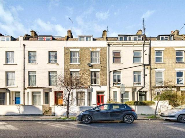 N7 6 bed house to rent £6,478 pcm £1,495 pw