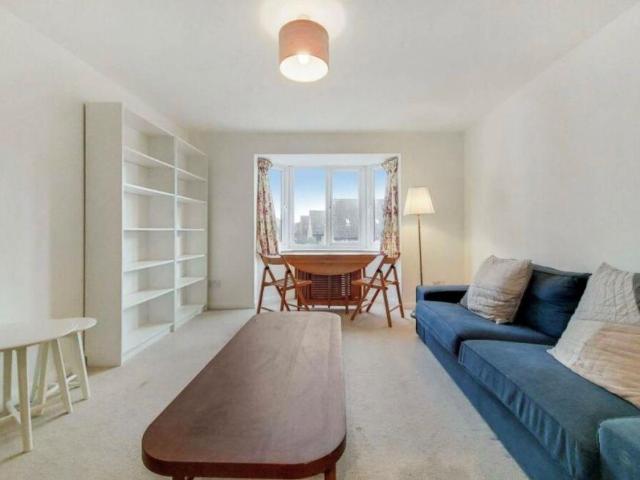 N7 2 bed apartment to rent £2,600 pcm £600 pw