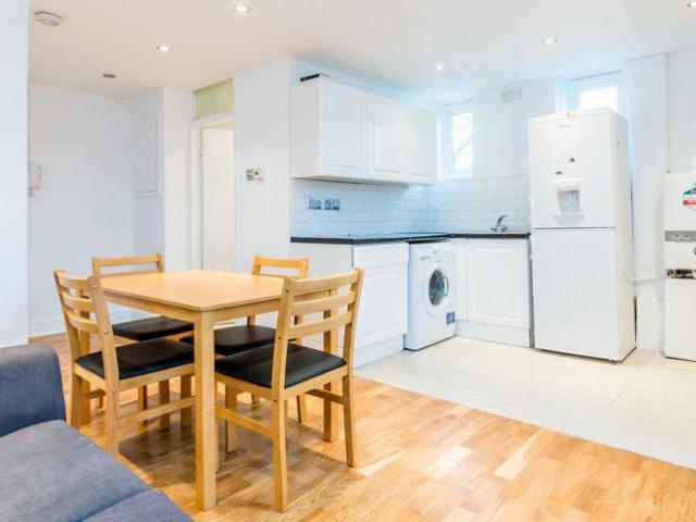 N7 2 bed flat to rent £2,102 pcm £485 pw