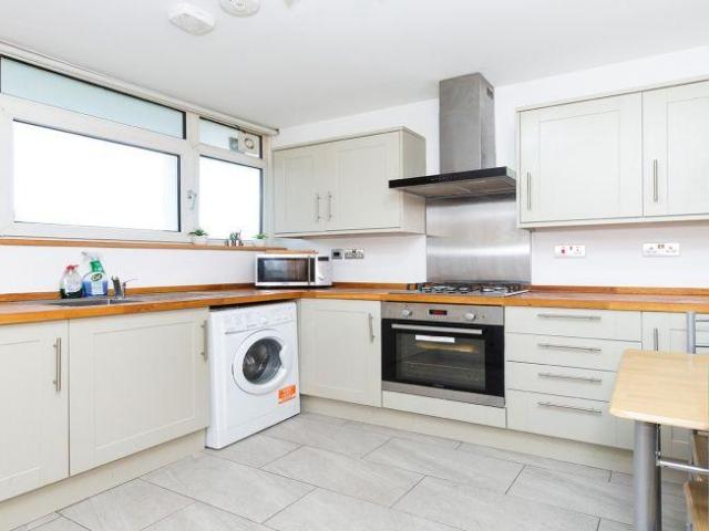 N7 3 bed flat to rent £3,683 pcm £850 pw