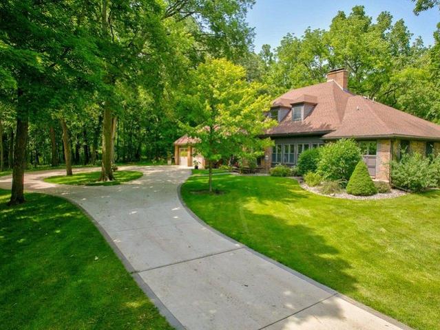 N4085 Schrade Rd, Monroe, WI 53566