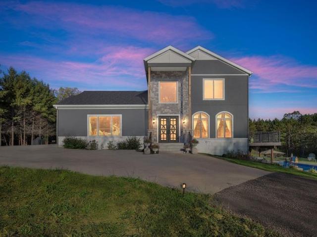 N4280 Crane Hollow Ct, Portage, WI 53901