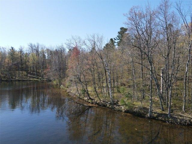 N4365 Red Oak Ln, Stone Lake, WI 54876
