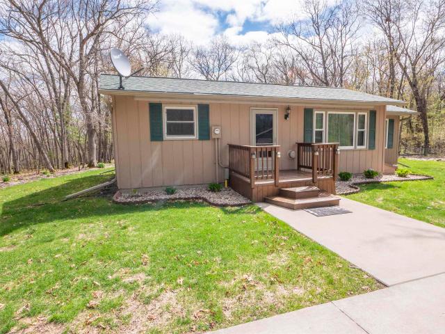 N4496 strawberry circle
