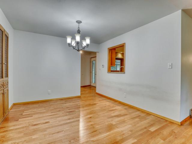 N52W21868 Virginia Ln