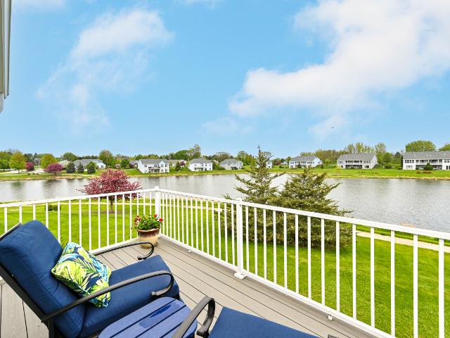 N52W35336 Lighthouse Ln, Unit 71 1