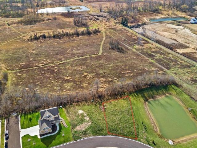 N54W19469 Broadwing Pl, Unit Lt9