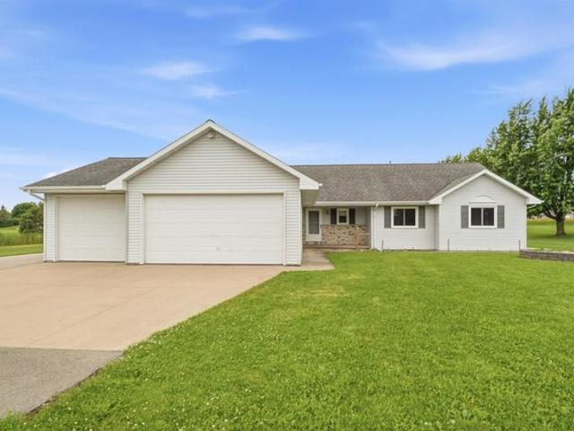N563 Kavanaugh Rd, Kaukauna, WI 54130