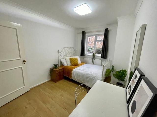N5, 4 bed shared accommodation to rent, £953 pcm | PrimeLocation