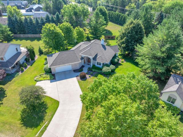 N6141 Woodland Meadows Dr