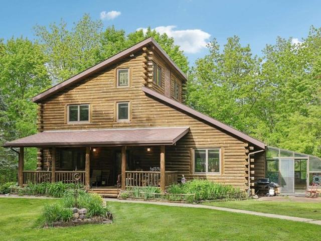 N6111 County Road W, Portage, WI 53901