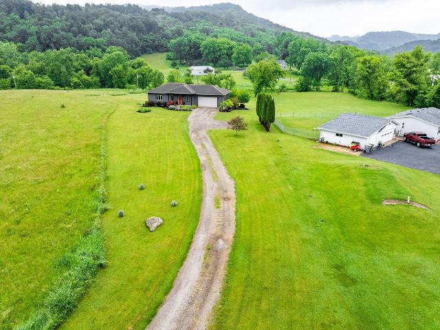N6724 County Road M