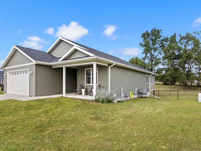 N6736 Clover Lane