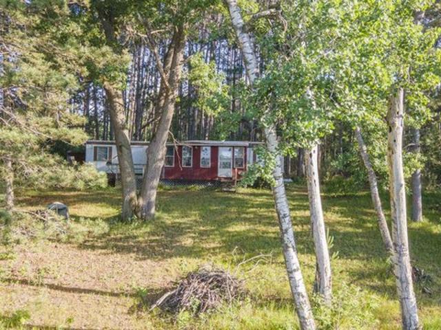 N6958 N Lake Dr, Wild Rose, WI 54984