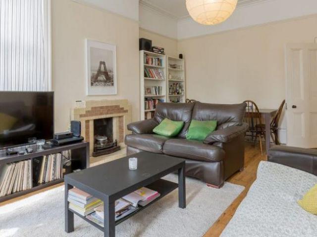N6 4 bed flat to rent £3,900 pcm £900 pw