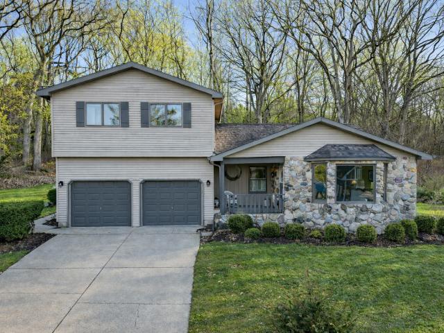 N7024 Oakwood Rd