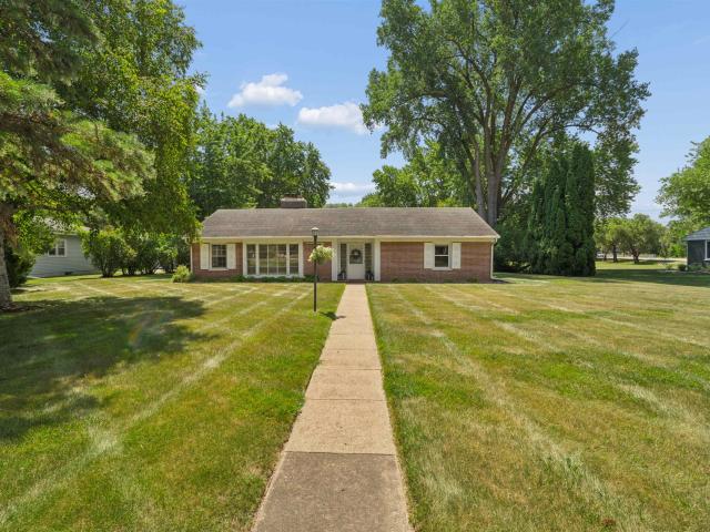 N7187 winnebago drive