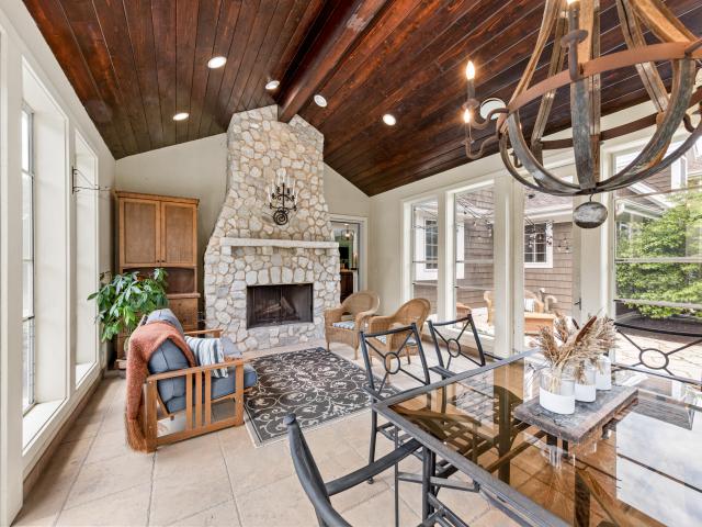 N74W16173 Stonewood Dr