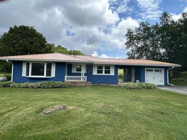 N8158 County Road C, Farmington, WI 54644