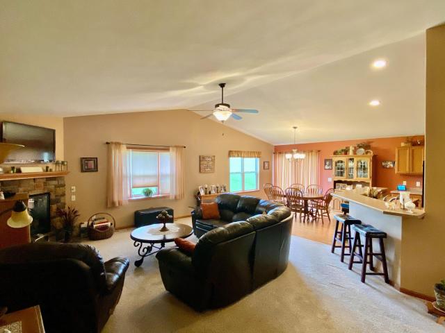 N8213 Woody Ln