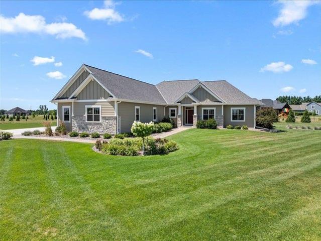 N83W27815 Cress Brook Ct, Lisbon, WI 53029