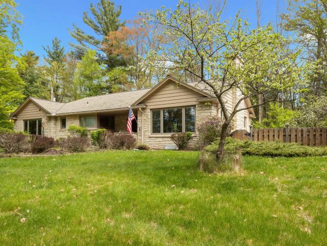 N840 RIVER Drive