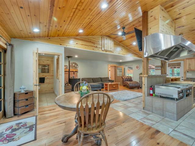 N8563 bluebird lane