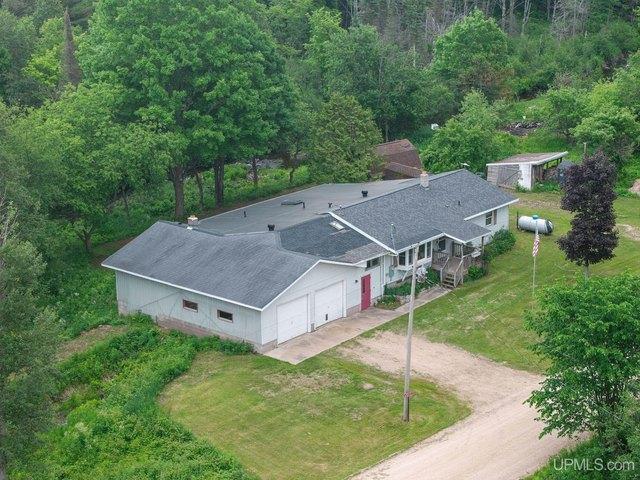 N8766 S Peter White Rd, Deerton, MI 49822