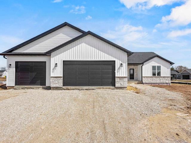N8842 Killarney Way, Menasha, WI 54952 | MLS #50323 | Compass