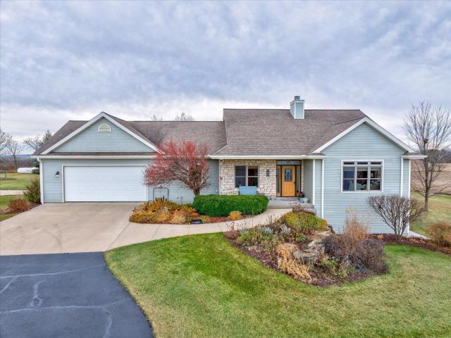 N8894 Blue Vista Lane
