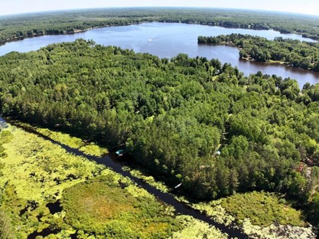 N8971 Island Rd E, Phillips, WI 54555