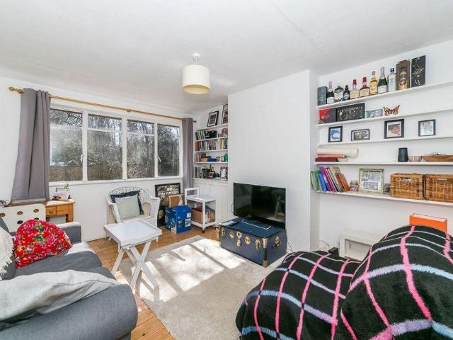 N8 1 bed flat to rent £1,712 pcm £395 pw
