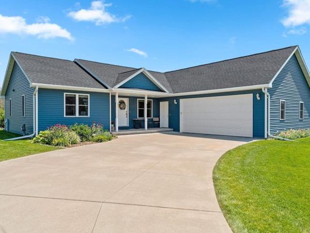 N9182 Dylan Dr, Appleton, WI 54915