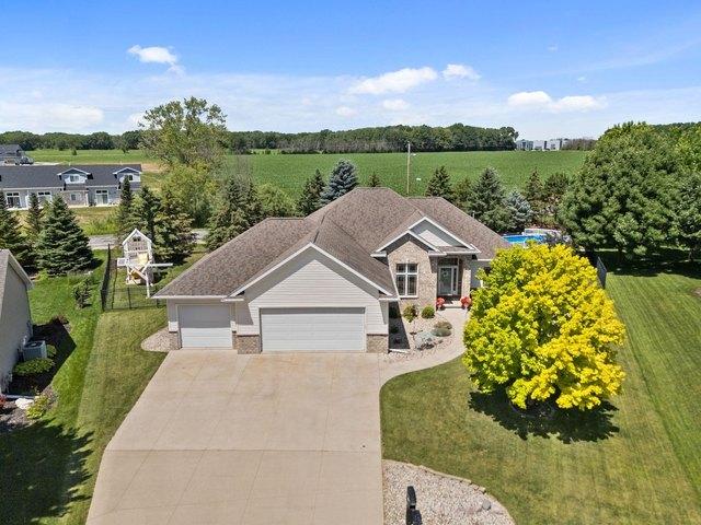 N9197 Jonsch Dr, Appleton, WI 54915