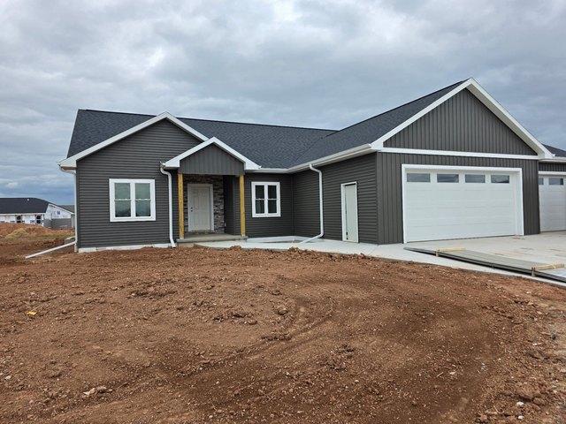 N9266 Homestead Ln, Appleton, WI 54915