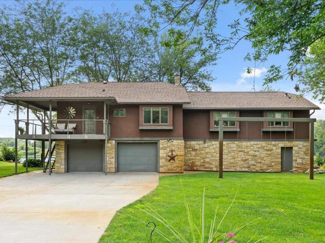 N929 825th Street