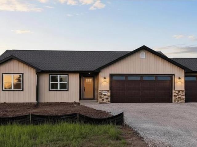 N9214 Homestead Ln, Appleton, WI 54915