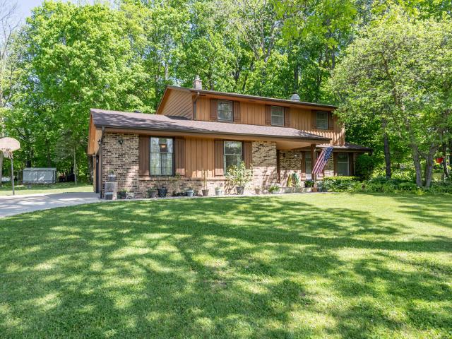 N92W25490 Blue Heron Dr
