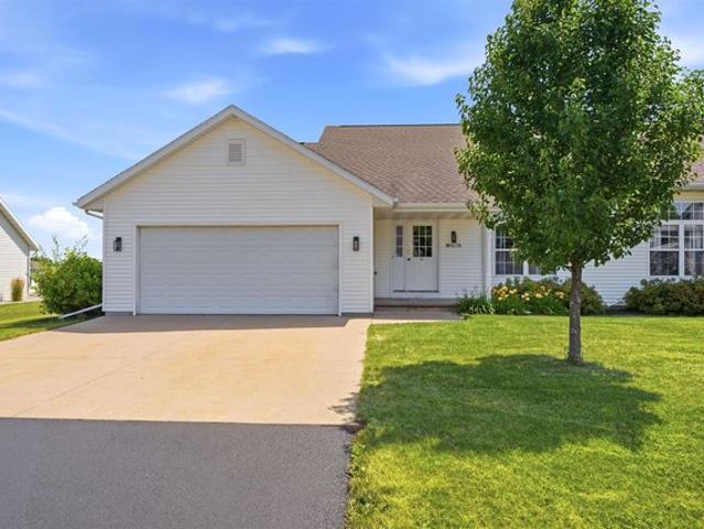 N9678 Hopfensperger Rd, Appleton, WI 54915